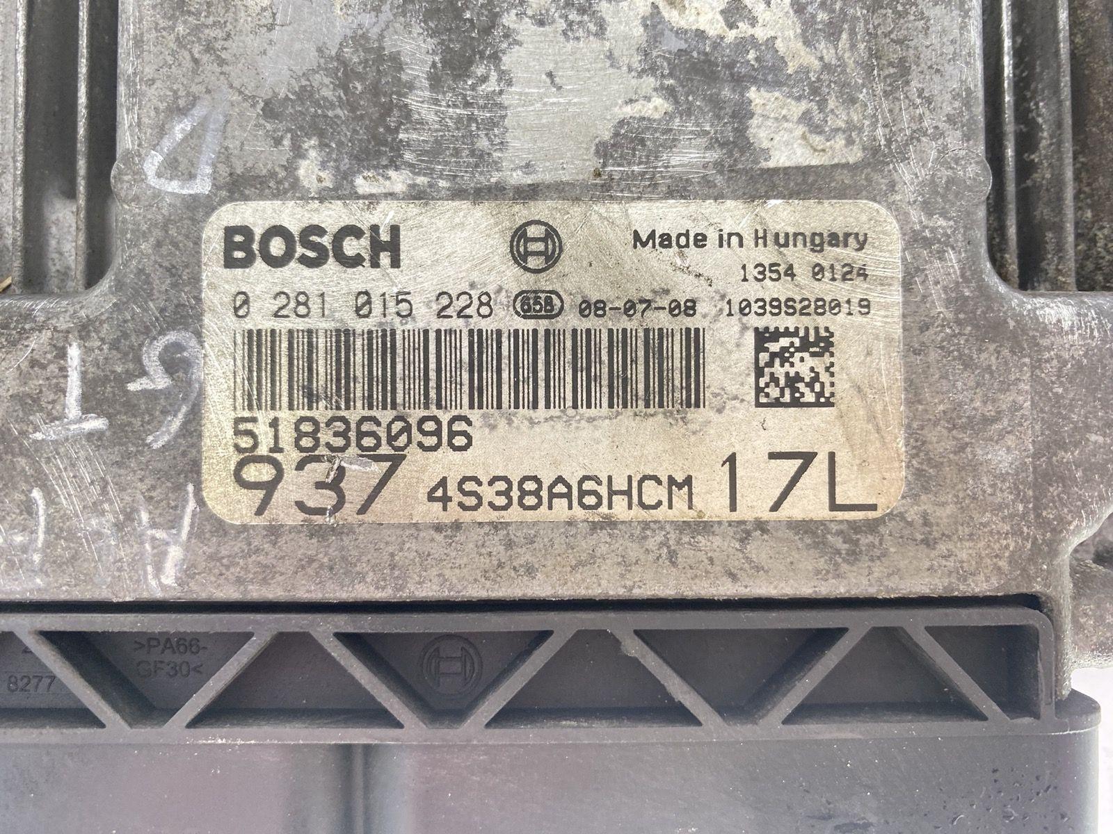 Controller 51836096 0281015228 4S38A6HCM Alfa Romeo Bosch - Onye Auto ECU